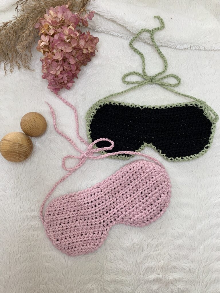 Sleeping mask crochet pattern - Ellenkantarellen.com