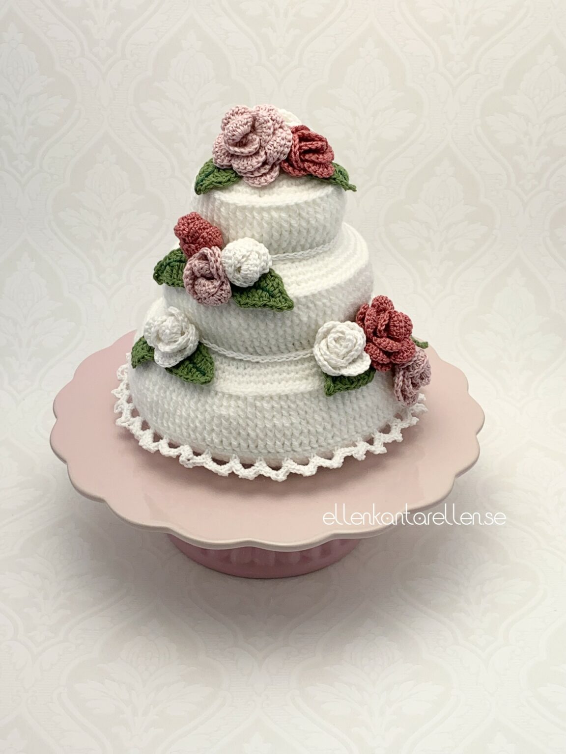 Romantic Wedding cake crochet pattern - Ellenkantarellen.com