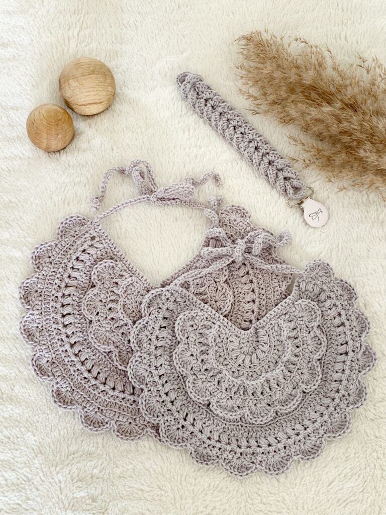 Gift set Bundle with Sam the Hippo crochet pattern - Ellenkantarellen.com