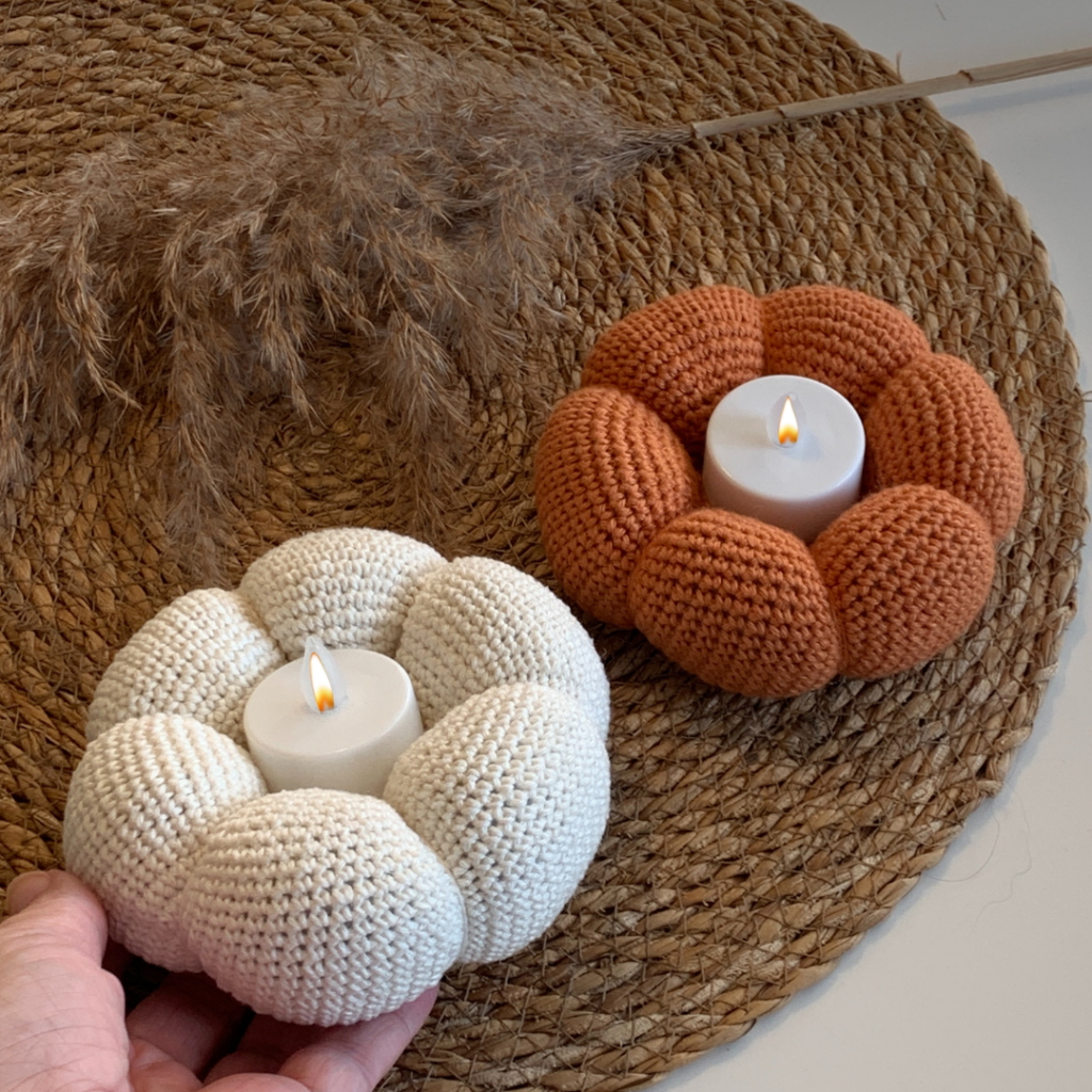 Pumpkin led tea light Crochet pattern - Ellenkantarellen.com