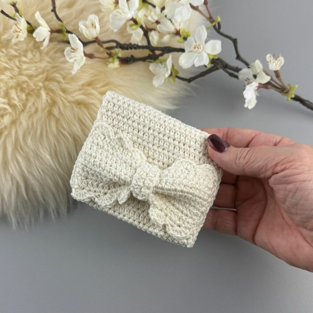 Crochet Card Holder "Heather" Pattern - Ellenkantarellen.com