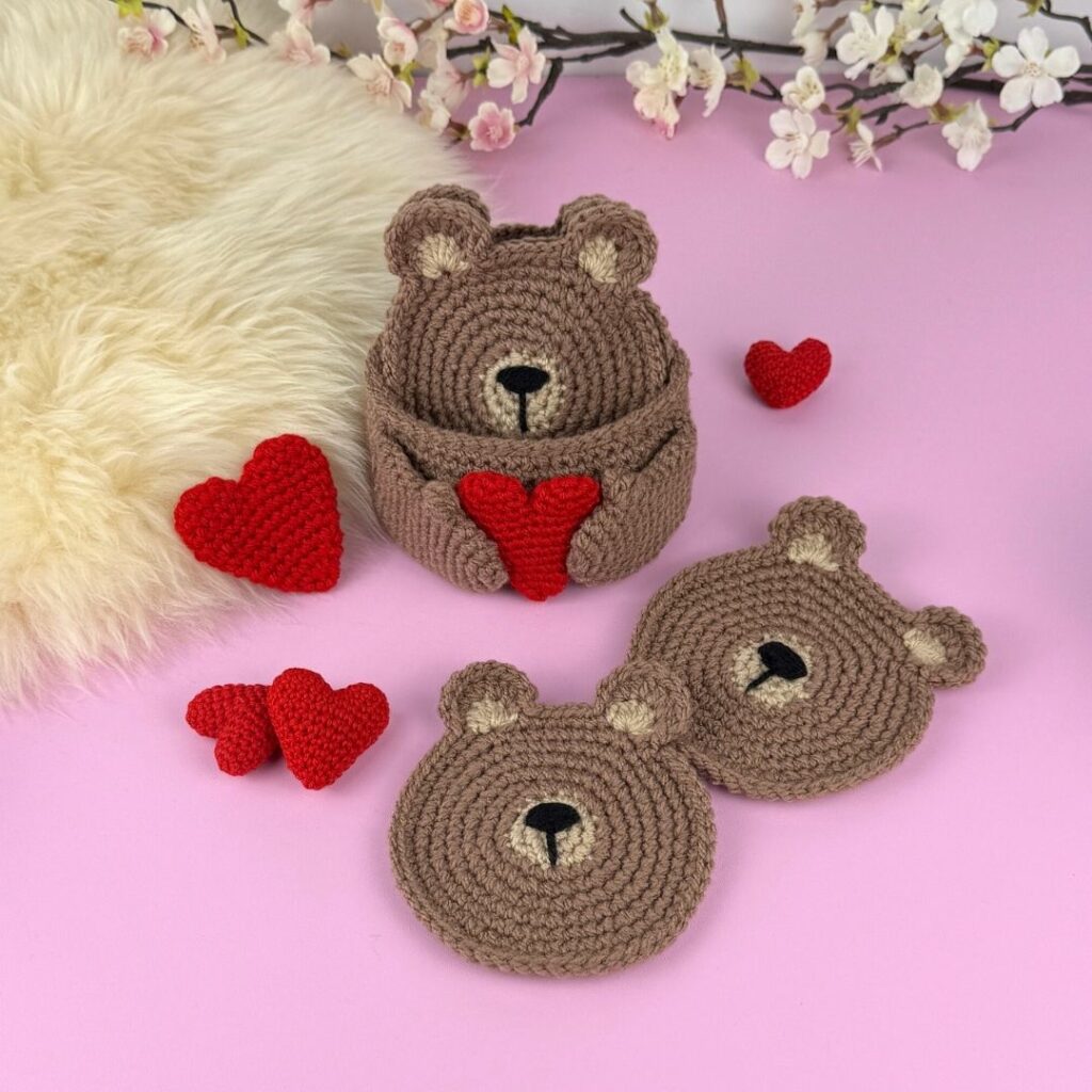 Crochet Bear Coaster & Basket Pattern - Ellenkantarellen.com
