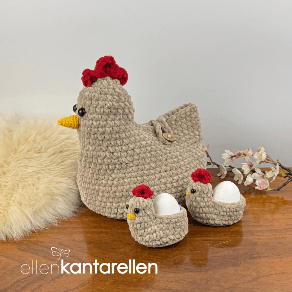 Crochet pattern Chicken Egg basket and Eggholders - Ellenkantarellen.com
