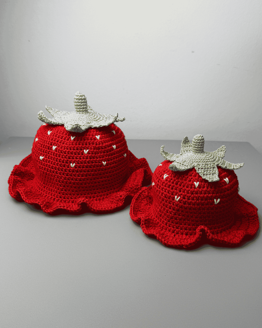 Crochet Strawberry Hat Pattern - Ellenkantarellen.com